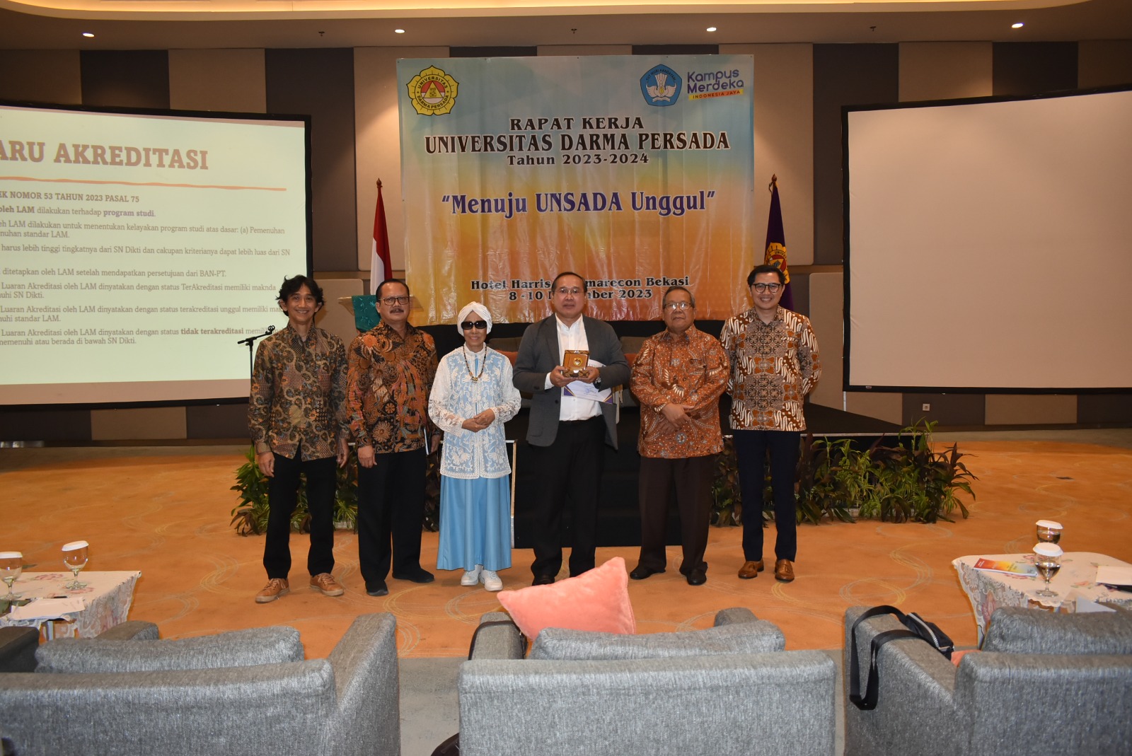 RAPAT KERJA 2023-2024, UNIVERSITAS DARMA PERSADA MENGUSUNG TEMA ...